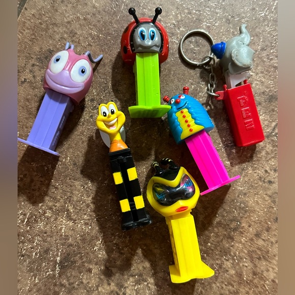 PEZ | Other | Vintage Miniature Pez Dispensers Keychain Cheerios Honey ...
